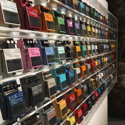 Custom Acrylic Mounts | Mount Makers | Ready Made Displays | Perspex ...